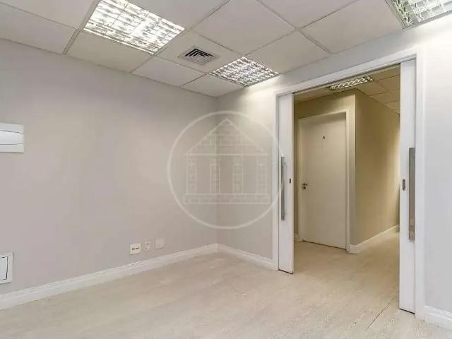 Conj. Comercial / Sala para Locação em São Paulo/SP Santa Cecília