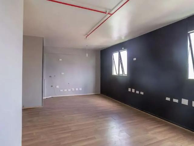 Conj. Comercial / Sala para Locação em São Paulo/SP Santana