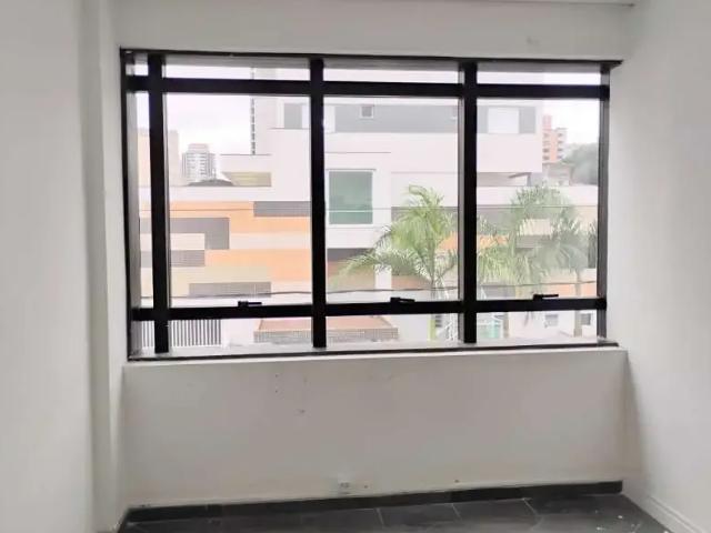Conj. Comercial / Sala para Locação em São Paulo/SP Santana