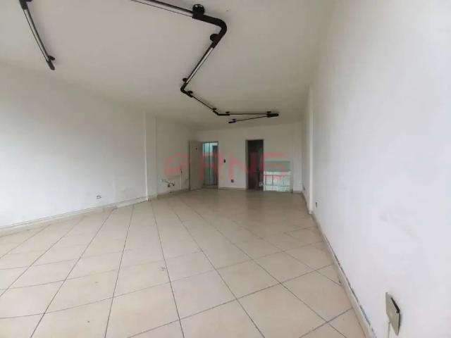 Conj. Comercial / Sala para Locação em São Paulo/SP Santana