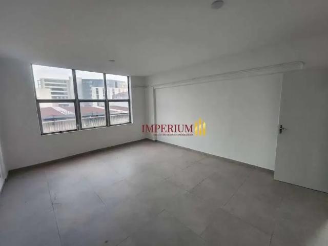 Conj. Comercial / Sala para Locação em São Paulo/SP Santana