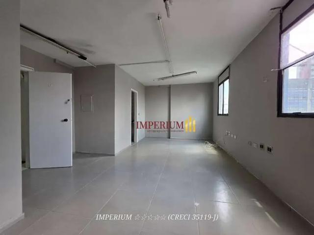 Conj. Comercial / Sala para Locação em São Paulo/SP Santana