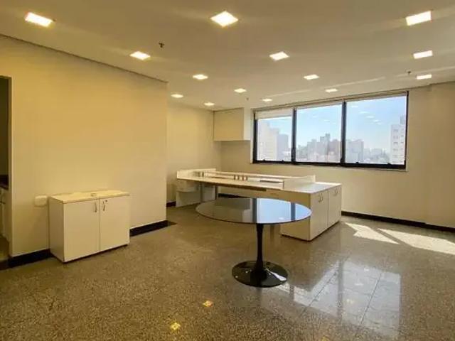 Conj. Comercial / Sala para Locação em São Paulo/SP Santana