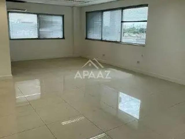 Conj. Comercial / Sala para Locação em São Paulo/SP Santana