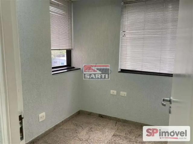 Conj. Comercial / Sala para Locação em São Paulo/SP Santana