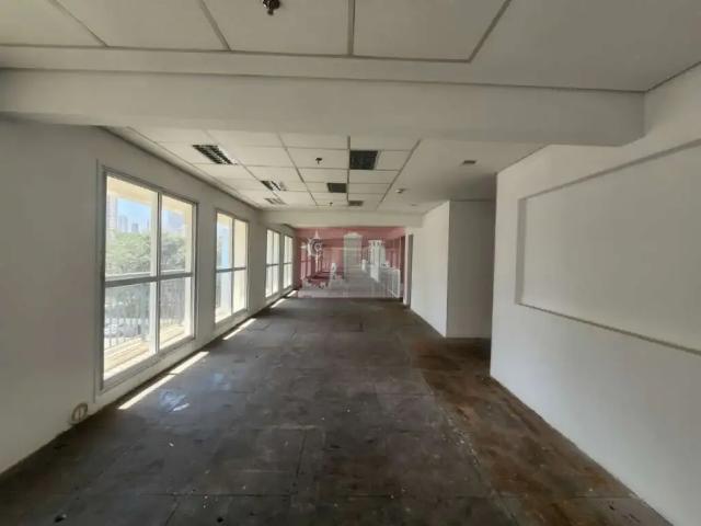 Conj. Comercial / Sala para Locação em São Paulo/SP Santana
