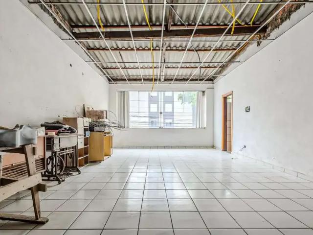Conj. Comercial / Sala para Locação em São Paulo/SP Santana