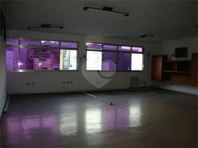 Conj. Comercial / Sala para Locação em São Paulo/SP Santana