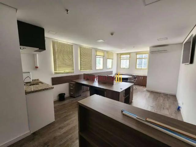 Conj. Comercial / Sala para Locação em São Paulo/SP Santana