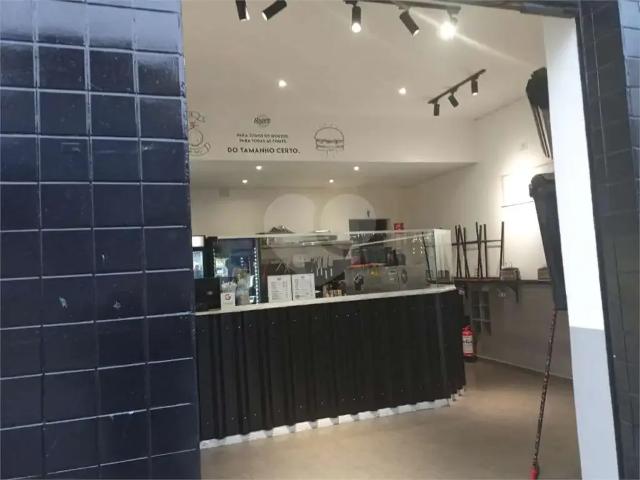Conj. Comercial / Sala para Locação em São Paulo/SP Santana