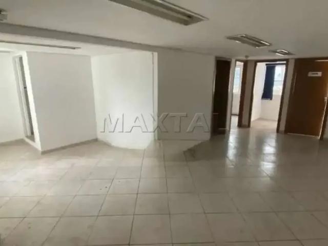 Conj. Comercial / Sala para Locação em São Paulo/SP Santana