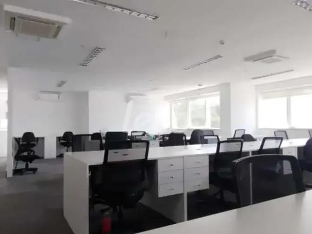 Conj. Comercial / Sala para Locação em São Paulo/SP Santana