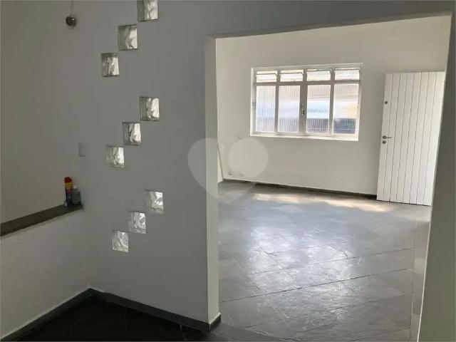 Conj. Comercial / Sala para Locação em São Paulo/SP Santana