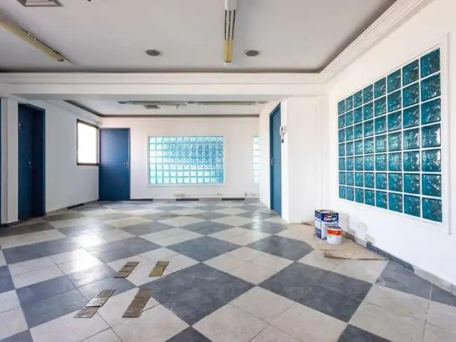 Conj. Comercial / Sala para Locação em São Paulo/SP Santana