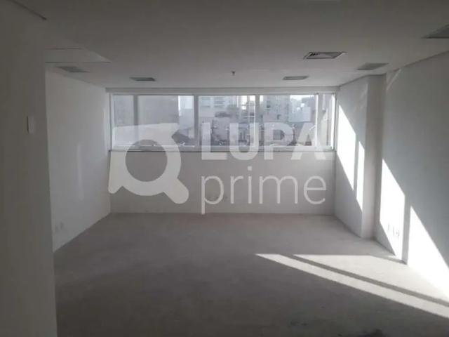 Conj. Comercial / Sala para Locação em São Paulo/SP Santana