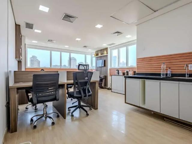 Conj. Comercial / Sala para Locação em São Paulo/SP Santana
