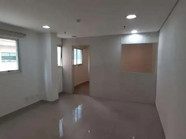 Conj. Comercial / Sala para Locação em São Paulo/SP Santana
