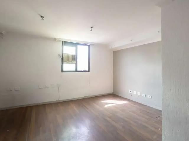Conj. Comercial / Sala para Locação em São Paulo/SP Santana