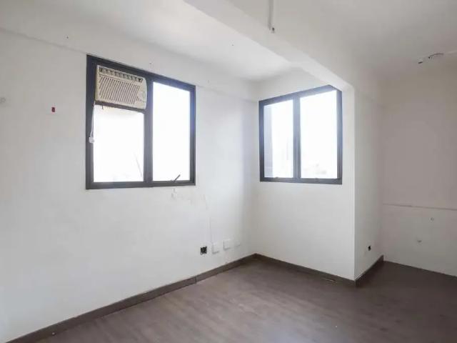 Conj. Comercial / Sala para Locação em São Paulo/SP Santana