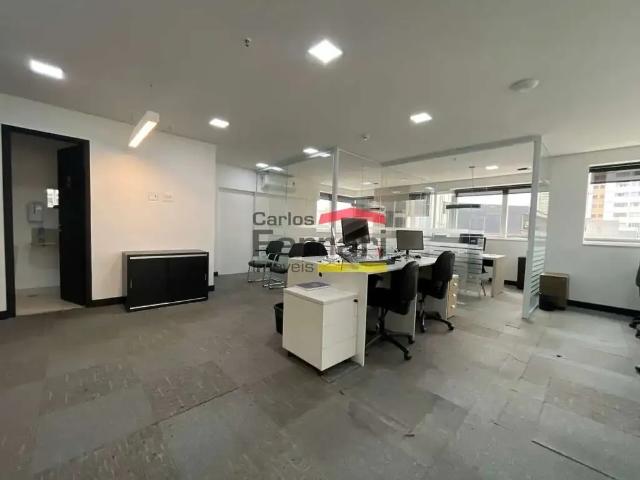 Conj. Comercial / Sala para Locação em São Paulo/SP Santana