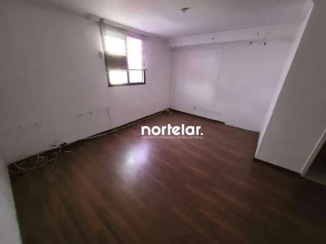 Conj. Comercial / Sala para Locação em São Paulo/SP Santana