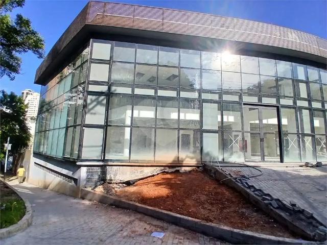 Conj. Comercial / Sala para Locação em São Paulo/SP Santana
