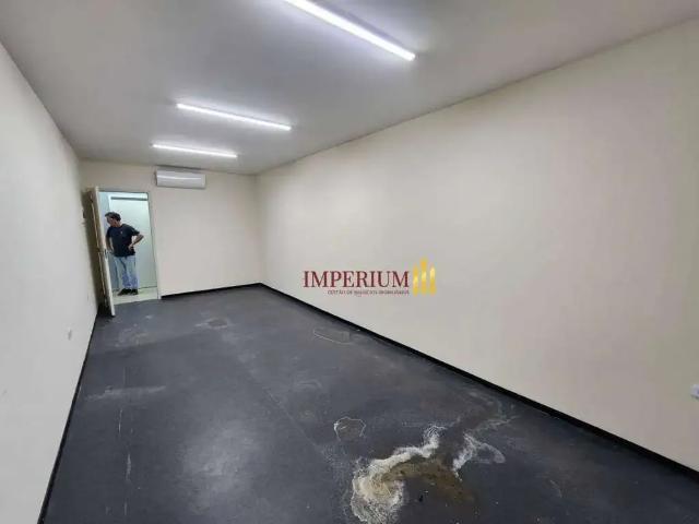 Conj. Comercial / Sala para Locação em São Paulo/SP Santana
