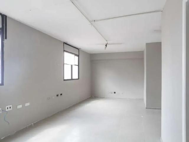 Conj. Comercial / Sala para Locação em São Paulo/SP Santana