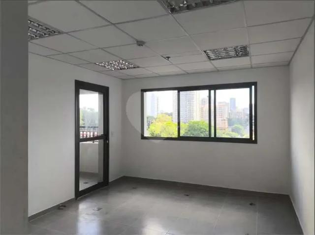 Conj. Comercial / Sala para Locação em São Paulo/SP Santo Amaro