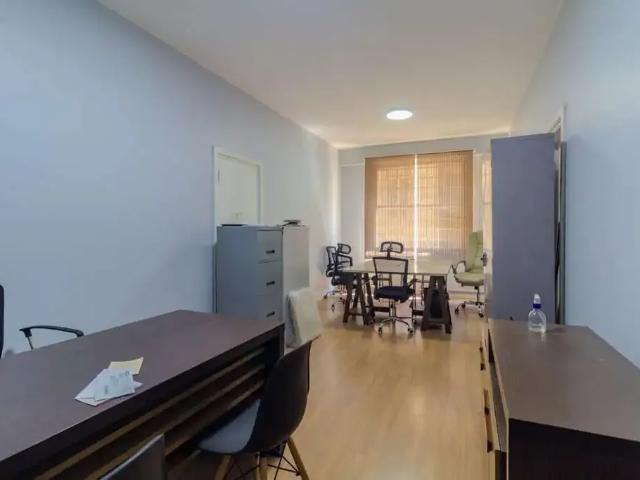 Conj. Comercial / Sala para Locação em São Paulo/SP Sé