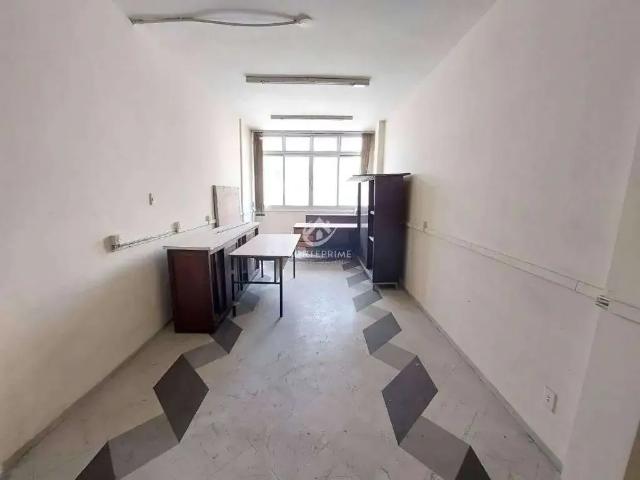 Conj. Comercial / Sala para Locação em São Paulo/SP Sé