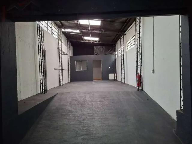 Conj. Comercial / Sala para Locação em São Paulo/SP Socorro
