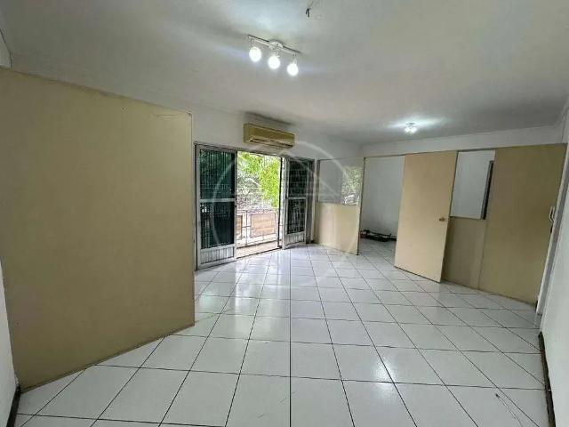 Conj. Comercial / Sala para Locação em São Paulo/SP Socorro