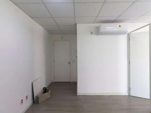 Conj. Comercial / Sala para Locação em São Paulo/SP Várzea da Barra Funda