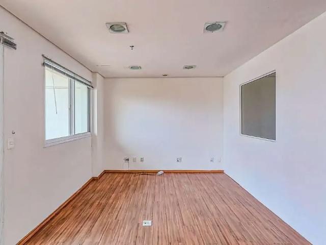Conj. Comercial / Sala para Locação em São Paulo/SP Vila Hamburguesa