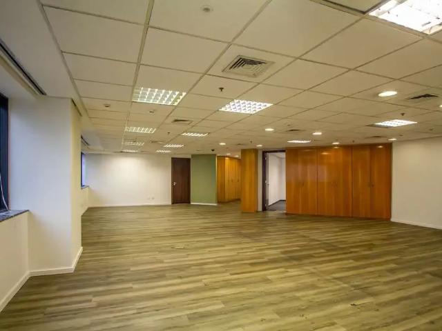 Conj. Comercial / Sala para Locação em São Paulo/SP Vila Olímpia