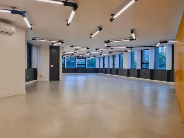 Conj. Comercial / Sala para Locação em São Paulo/SP Vila Olímpia