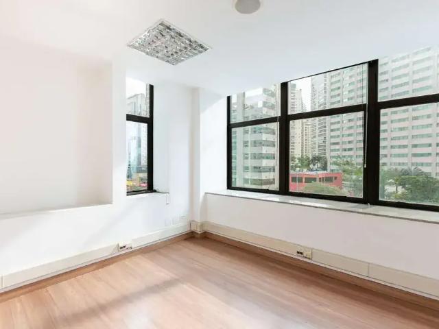 Conj. Comercial / Sala para Locação em São Paulo/SP Vila Olímpia