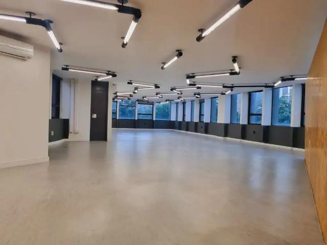Conj. Comercial / Sala para Locação em São Paulo/SP Vila Olímpia