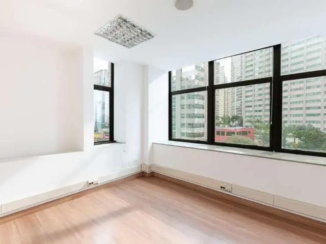 Conj. Comercial / Sala para Locação em São Paulo/SP Vila Olímpia