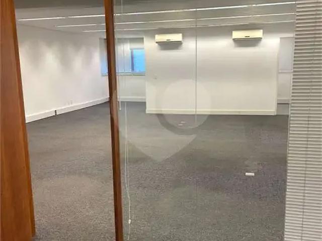 Conj. Comercial / Sala para Locação em São Paulo/SP Vila Olímpia