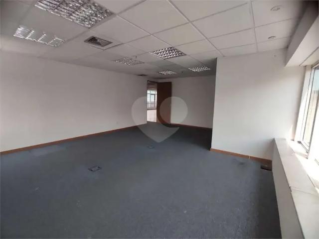 Conj. Comercial / Sala para Locação em São Paulo/SP Vila Olímpia