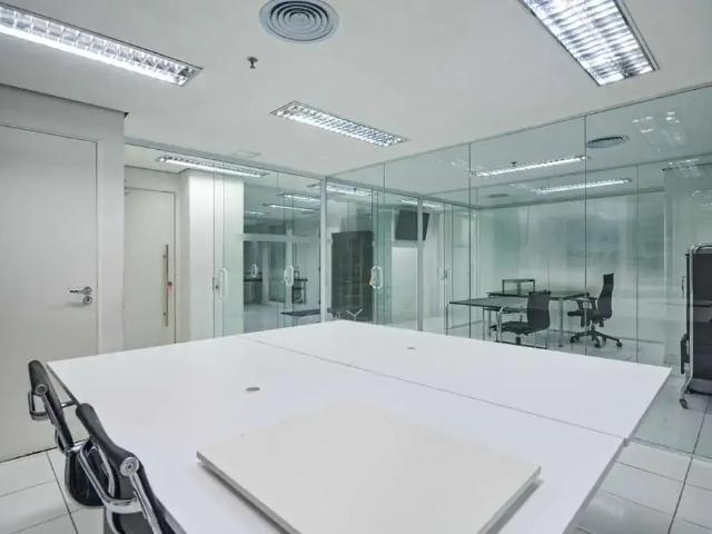 Conj. Comercial / Sala para Locação em São Paulo/SP Vila Olímpia