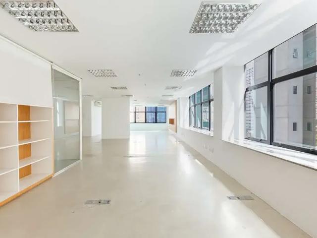 Conj. Comercial / Sala para Locação em São Paulo/SP Vila Olímpia