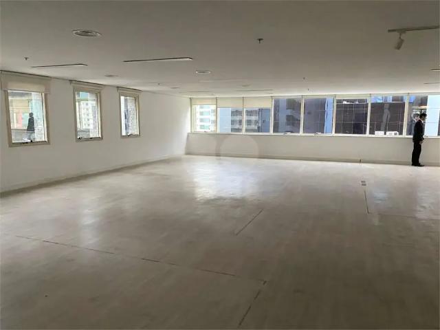 Conj. Comercial / Sala para Locação em São Paulo/SP Vila Olímpia