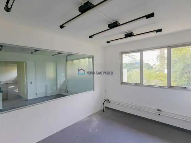 Conj. Comercial / Sala para Locação em São Paulo/SP Vila Mariana