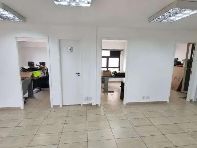 Conj. Comercial / Sala para Locação em São Paulo/SP Vila Nova Conceição