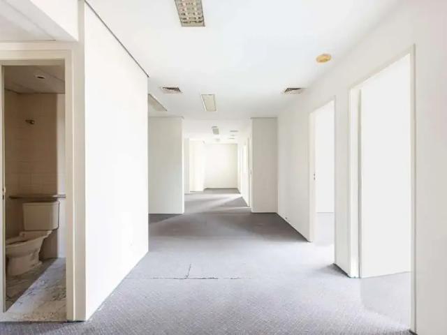 Conj. Comercial / Sala para Locação em São Paulo/SP Vila Tramontano