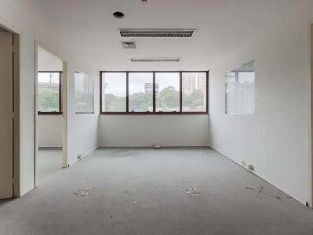 Conj. Comercial / Sala para Locação em São Paulo/SP Vila Tramontano
