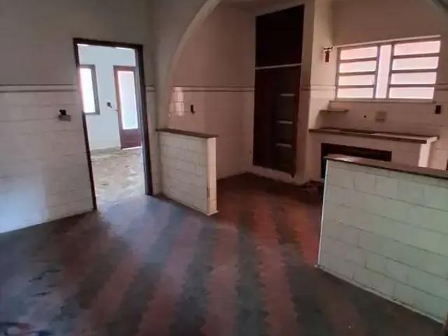 Conj. Comercial / Sala para Locação em São Pedro da Aldeia/RJ Centro